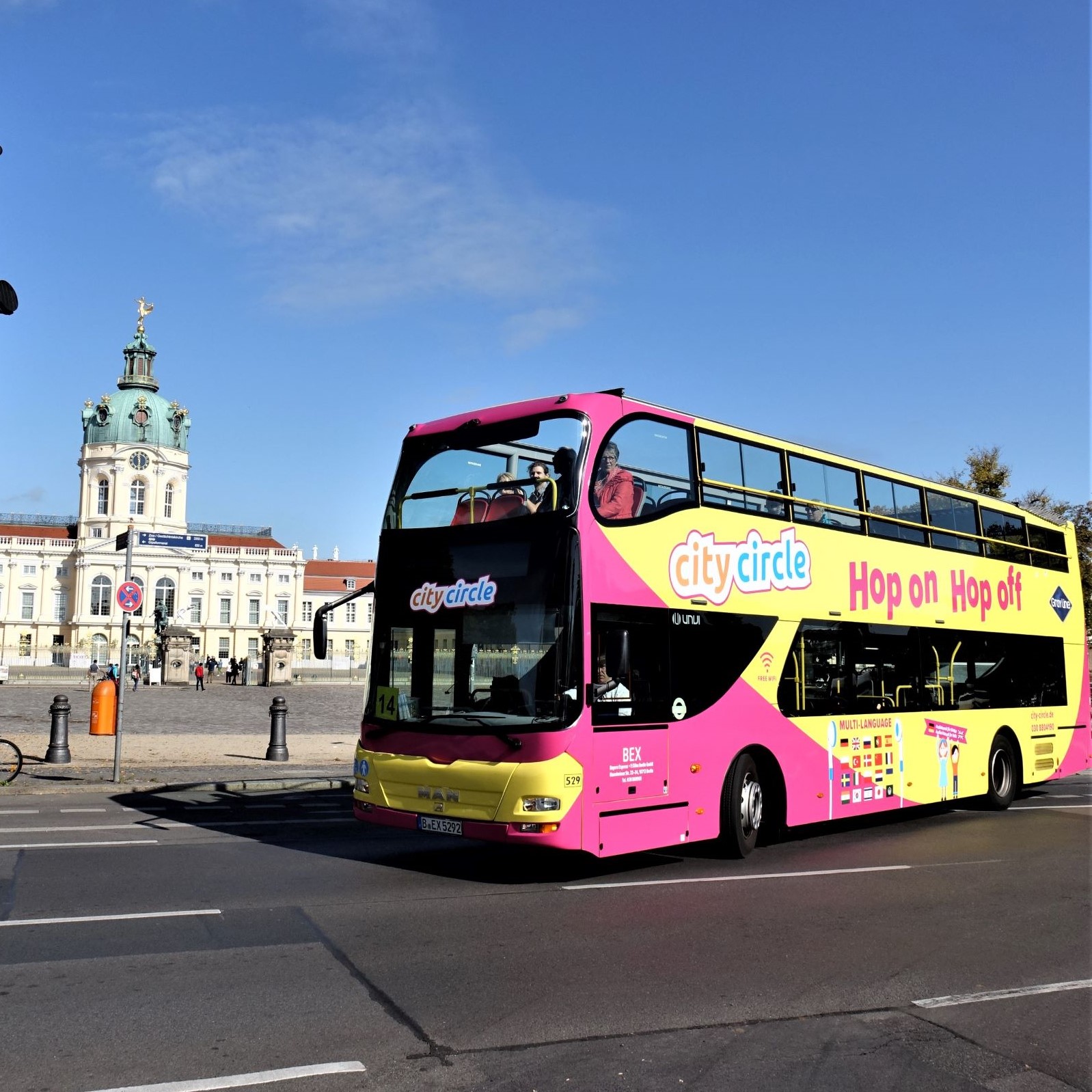 Hop on hop off bus in Berlin - My Little Travel Stories